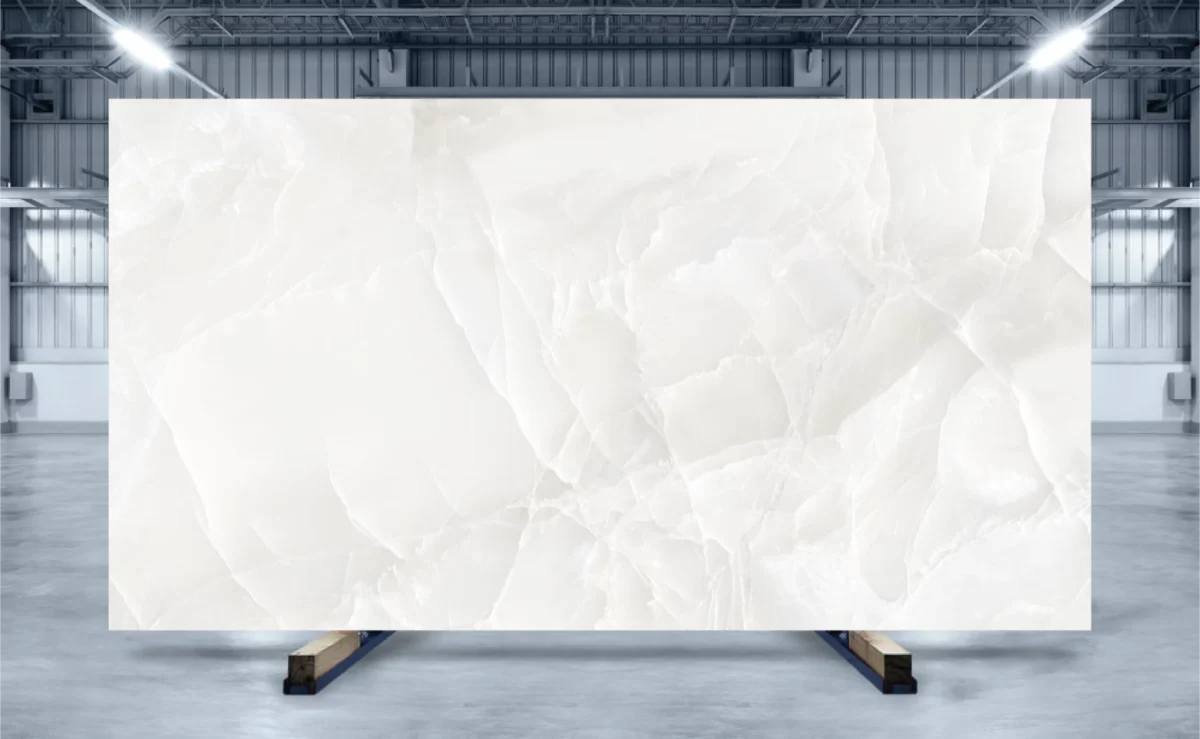 The Warm Aesthetic of Onyx Ivory Kaolin Surfaces in New York